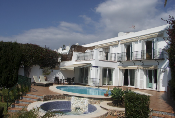 Calle Carabeo holiday villa for rent in Nerja